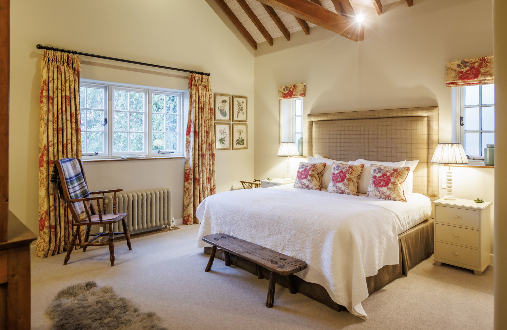 Three Daggers Inn - The Three Daggers